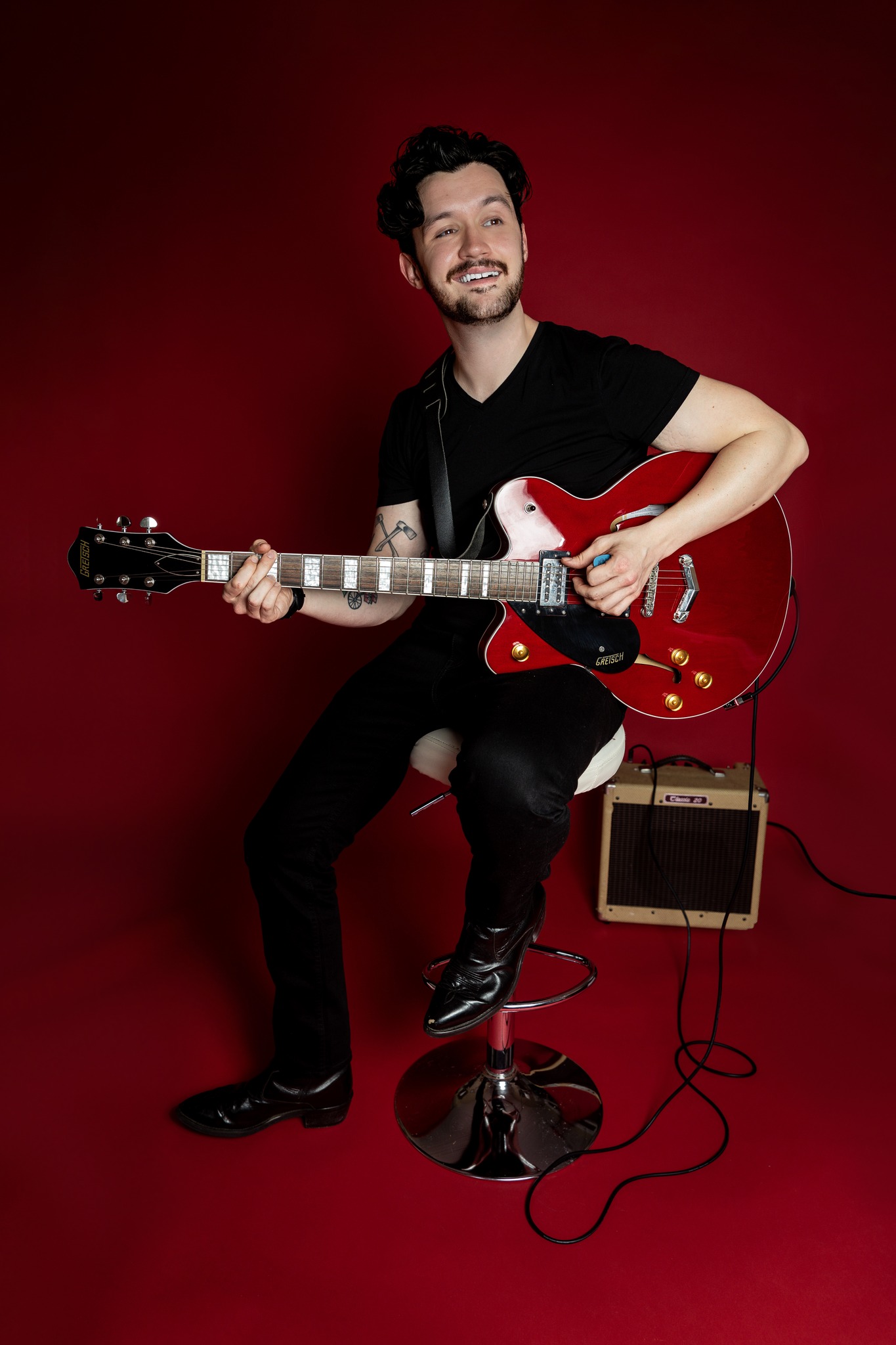 Sam Jones (Solo) Live 5:00PM-8:00PM | Old Bust Head